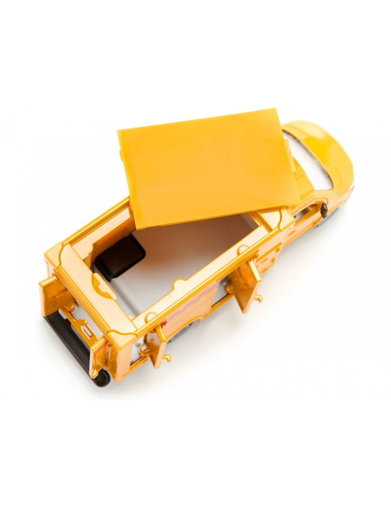 SIKU Super Mercedes-Benz Sprinter DHL modelis – 1920B