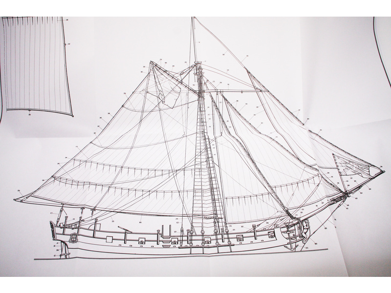 COREL H.M.S. Resolution 1700 1:50 kit